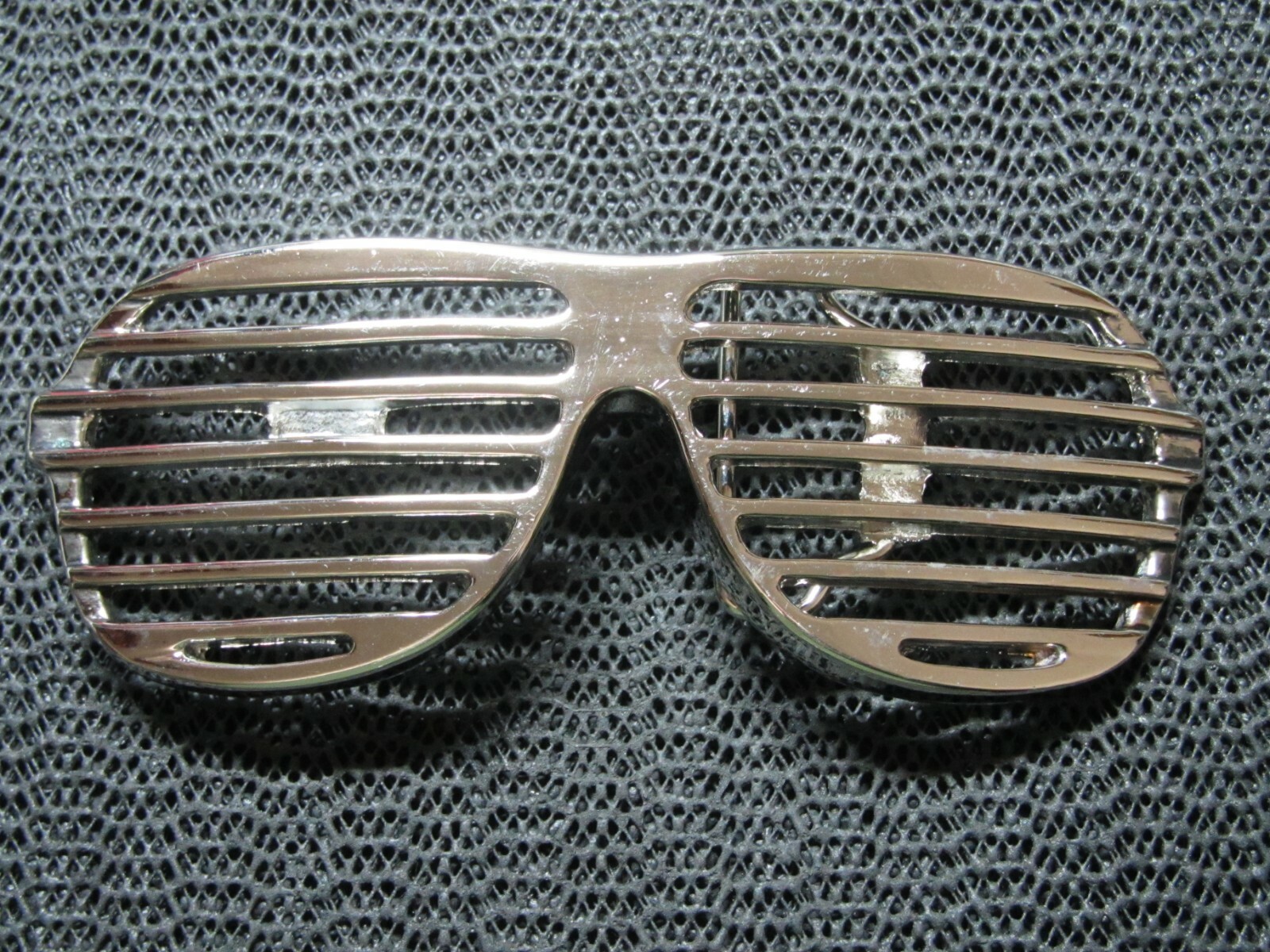 LARGE SHUTTER SHADES SUNGLASSES CUT OUT BELT BUCKLE! … - Gem