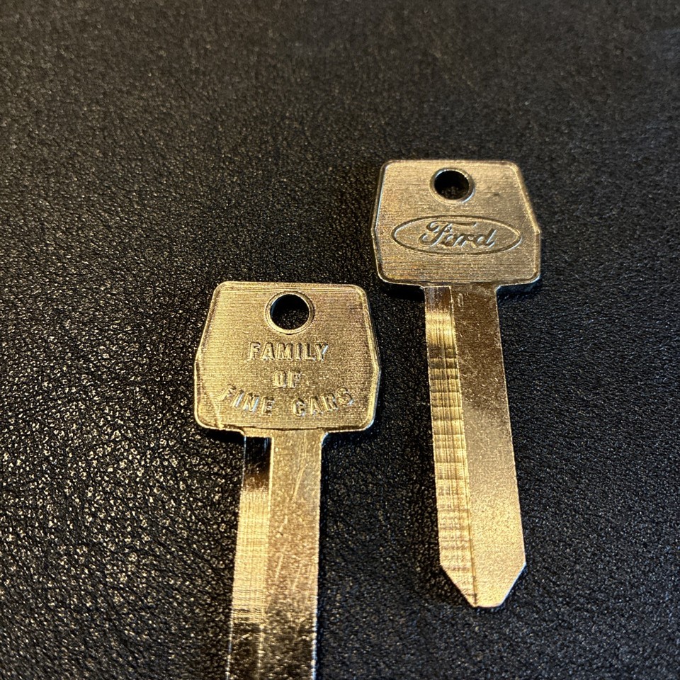 2 Pack - FORD FACTORY ORIGINAL IGNITION UNCUT KEY BLANKS Ford Logo Keys ...