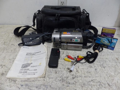 Sony CCD-TRV65 Hi8/Video8 Camcorder Bundle ~ FREE SHIPPING 880487001888 ...