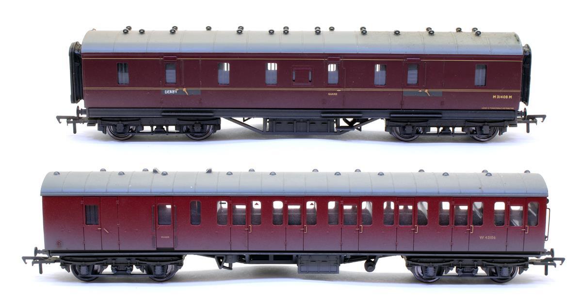 BACHMANN 'OO' GAUGE BR MK1 FULL BRAKE COACH & LMS 50FT PARCELS VAN ...