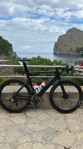 Canyon Aeroad CFR - Large Frame - Zipp NSW 454 wheels | eBay UK