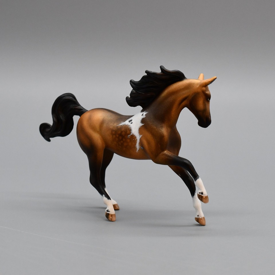Sooty Buckskin Pinto - Custom Magnolia by e.a_studio - Stablemate 1:32 ...