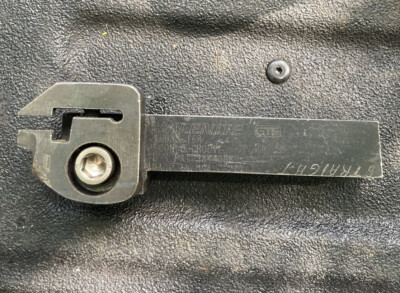 A) Valenite VHDBS-16R Metal Lathe Face Grooving Trepanning Tool Holder ...