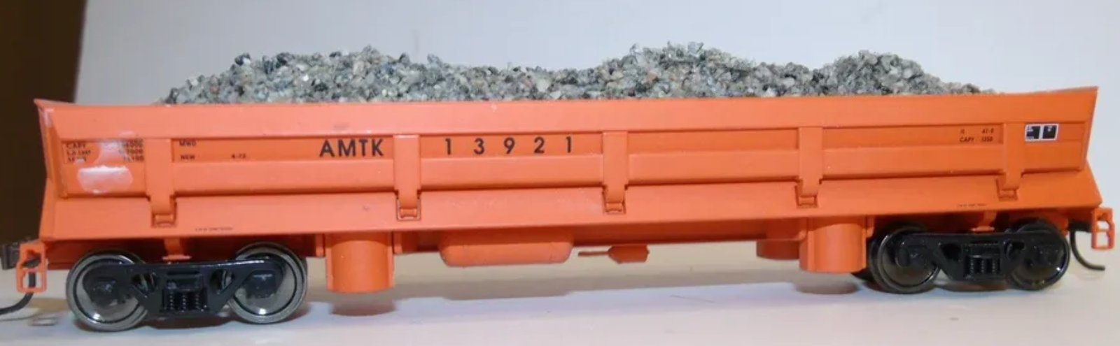 F&N Hobbies 81708 HO Scale Gravel Load for Walthers DifCo Dump Car (2 ...