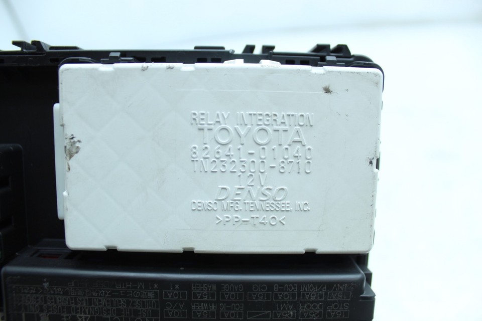 03-05 TOYOTA MATRIX XR FUSE BOX RELAY INTEGRATION G044 | eBay