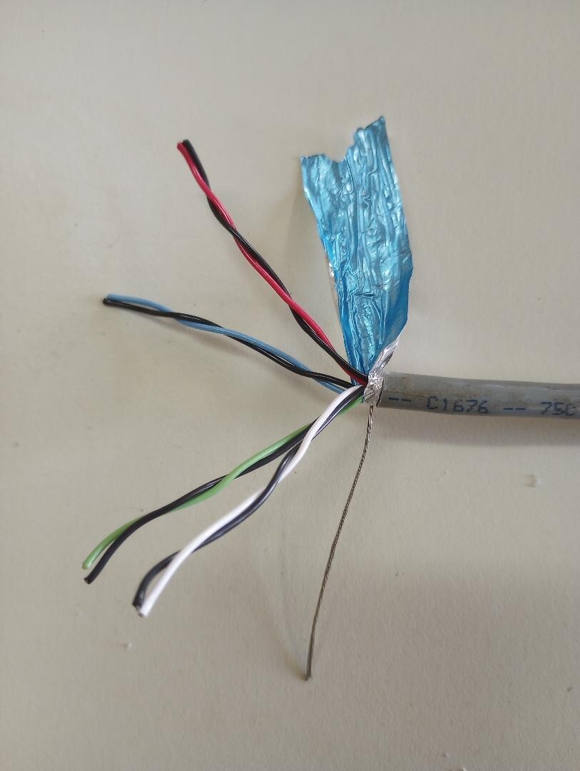 Carol C1676 (Belden 9305 equivalent) 22 awg 4 pair twisted pair solid ...