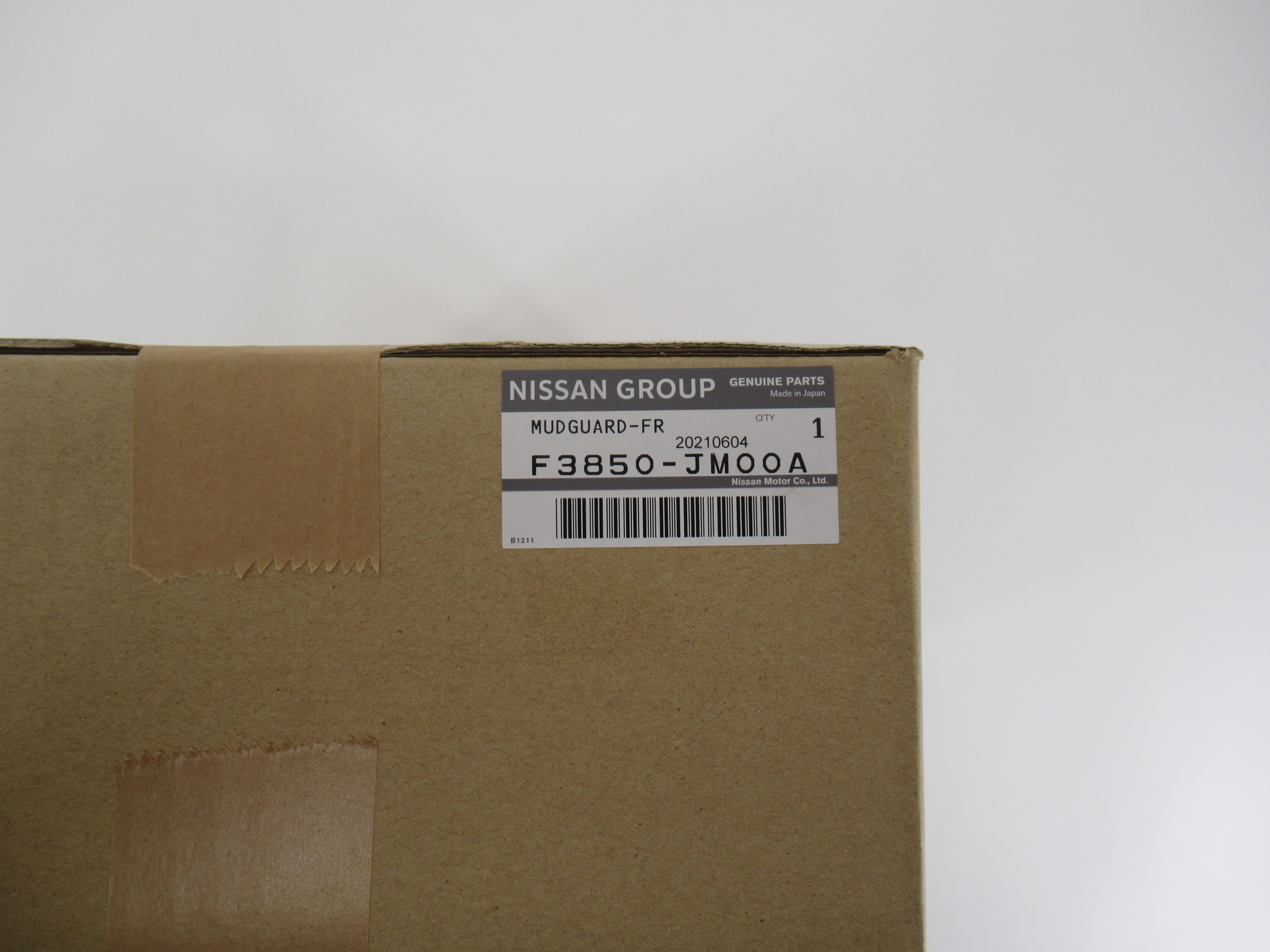 Genuine OEM Nissan F3850-JM00A Front Mud Flaps Splash Guards Pair 2008 ...