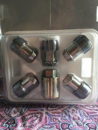 Mopar Jeep Wheel lock set 5 pieces - Extra Key available, Genuine Parts ...