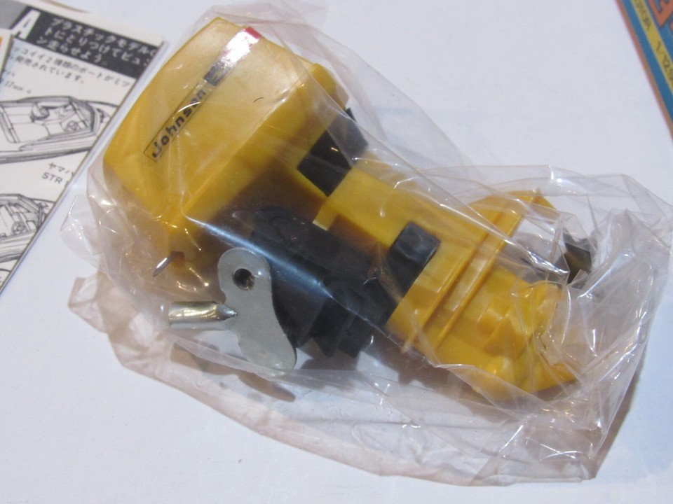 Vintage MITSUWA Johnson 100 Toy Outboard Wind-Up Motor-NOS With Key in ...