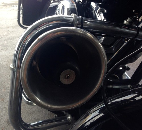 Harley Davidson Police Motorcycle Siren Plain no logo | eBay