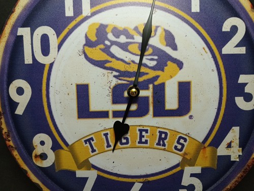 LSU Louisiana State University NCAA Bottle Cap Clock by Hanna's ...