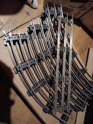 MTH STANDARD GAUGE TINPLATE TUBULAR 1/2 TRACK 42" DIAMETER CURVE 10 ...