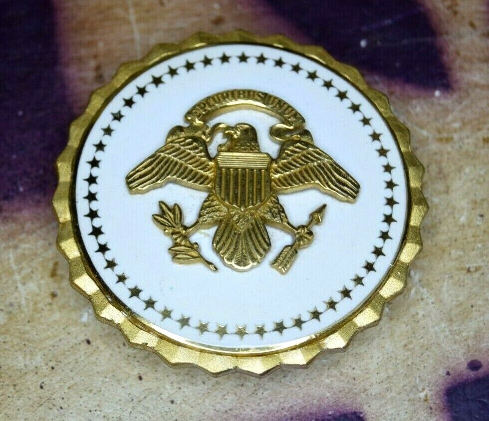RARE Authentic 1st Issue Vice Presidential Service Badge Numbered c ...