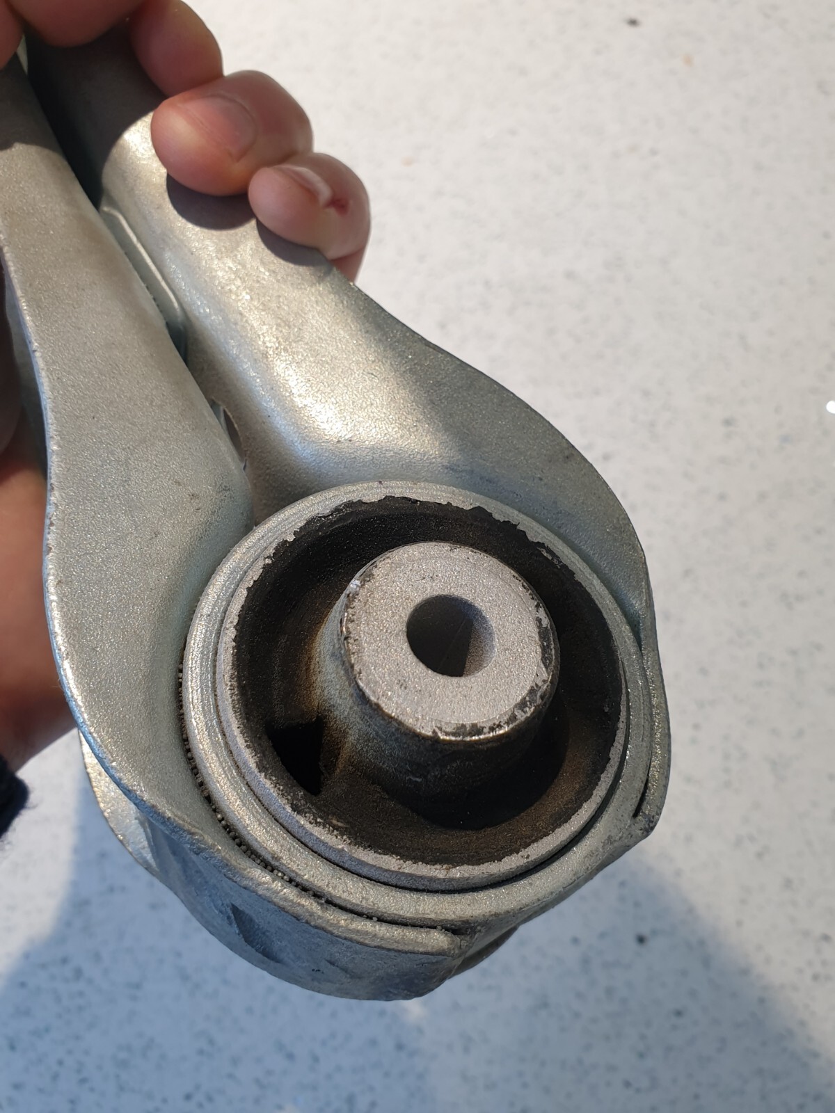 Mercedes-Benz W211 C219 Wishbone Upper Suspension Arm NSF Left ...