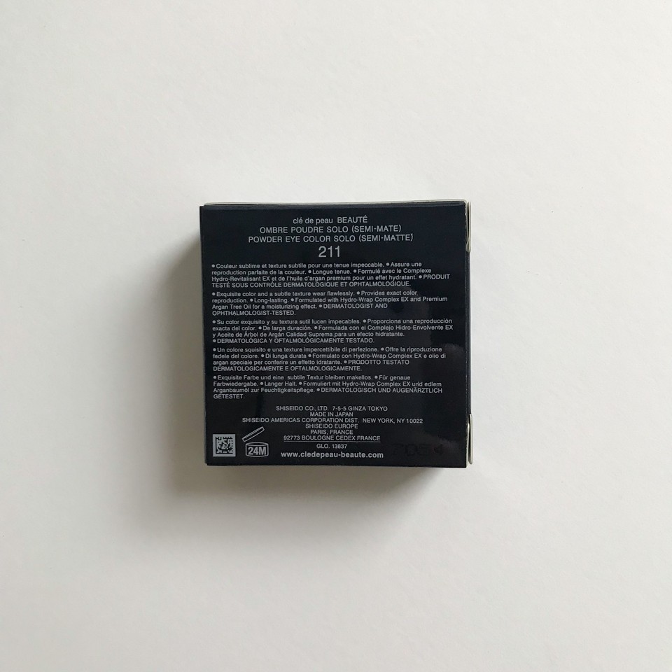 Cle de Peau Beaute Powder Eye Color Solo 211 New in Box | eBay