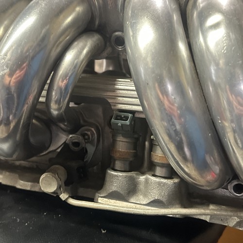 OEM USED TPI Intake Manifold/ fuel rails/ injectors 14081005 | eBay