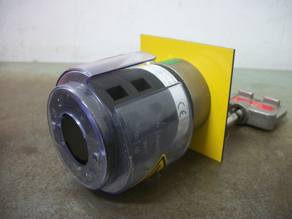ALLEN-BRADLEY GUARDMASTER PROSAFE KEY OPERATED ROTARY CAM SWITCH 440T ...