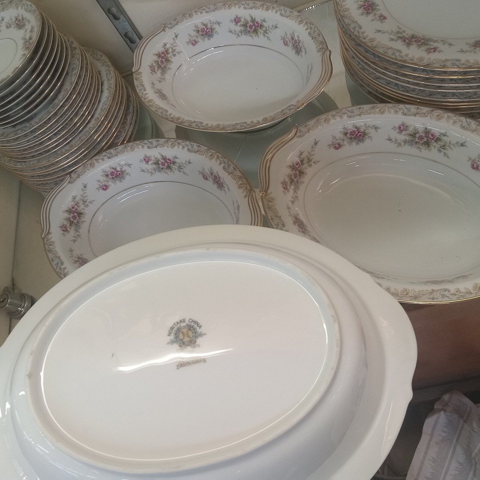 140 Pcs. Set New Noritake Somerset China Set Or U Pick & Make Offer ...