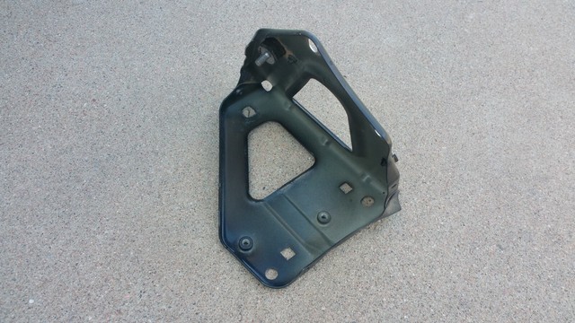 Audi A6 C6 NS Left Wing Support Bracket 4F0821135 for sale online | eBay