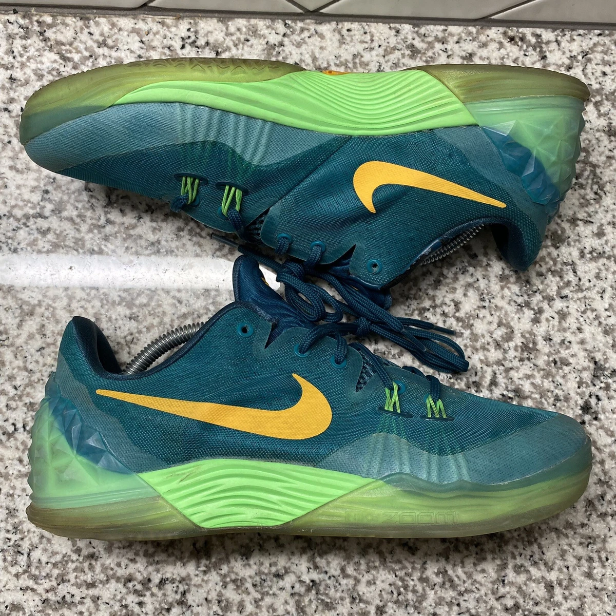 Nike Kobe Venomenon Shoes