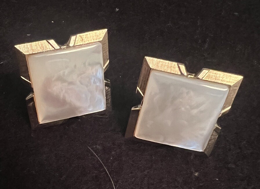 Vintage Swank MOP Mother Of Pearl Square Cufflinks - Gem