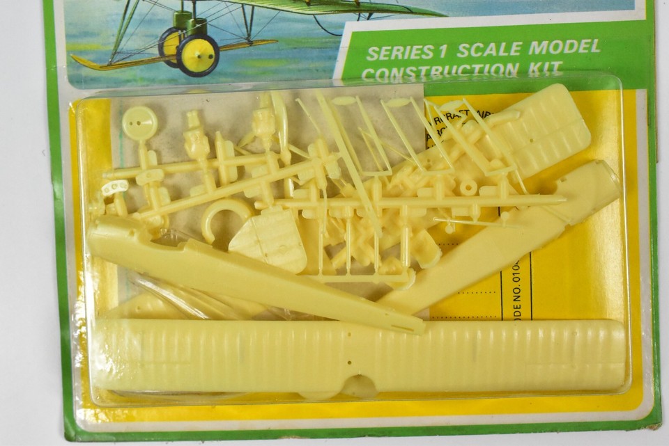 SEALED! VINTAGE 1973 BLISTER PACK AIRFIX MODEL KIT 1:72 AVRO 504K WWI ...