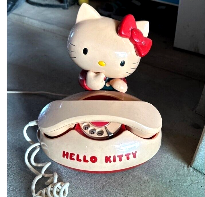 Sanrio Hello Kitty rotary dial phone 1980s retro vintage rare Tamura ...