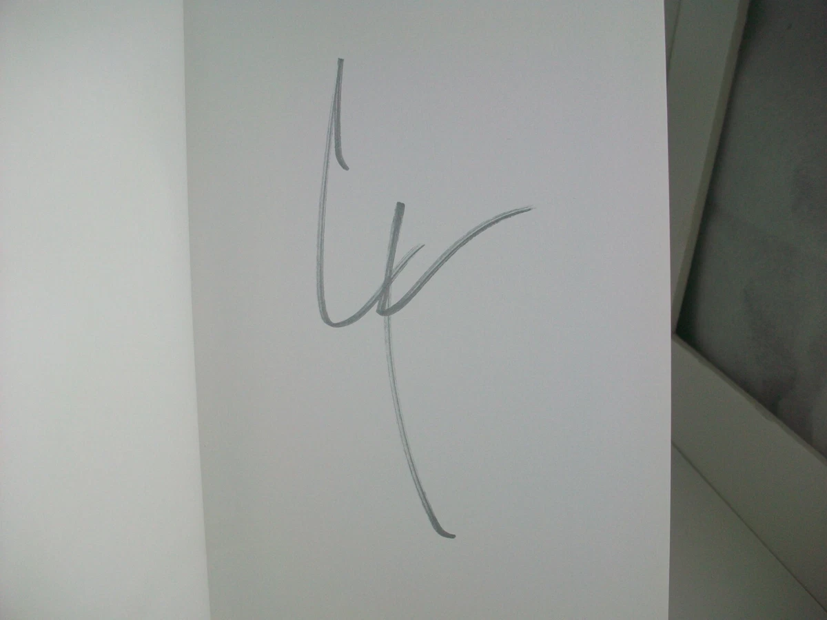 Connor Franta Signature