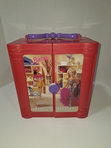 Barbie Portable Closet 4hanging Areas 7 Drawers 15 Shelves and a Carry ...