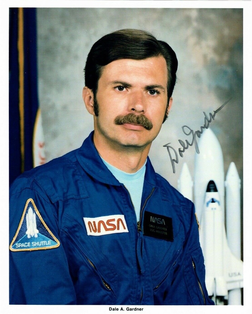 Dale Gardner Astronaut