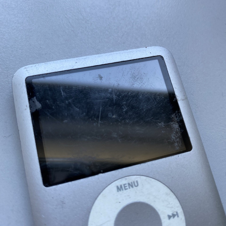 Hs - Apple Ipod Nano A1236 - 3ème Génération - 4go 4gb - Batterie Hs ...