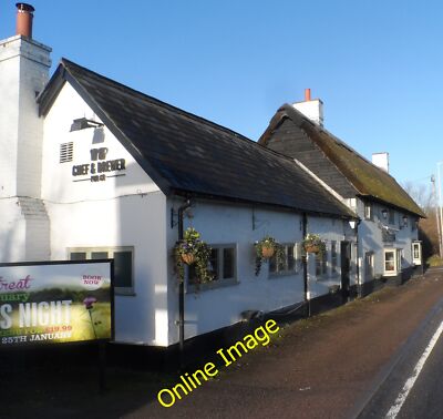 Photo 6x4 The Chequers pub, Redbourn Church End/TL1011 c2014 | eBay UK