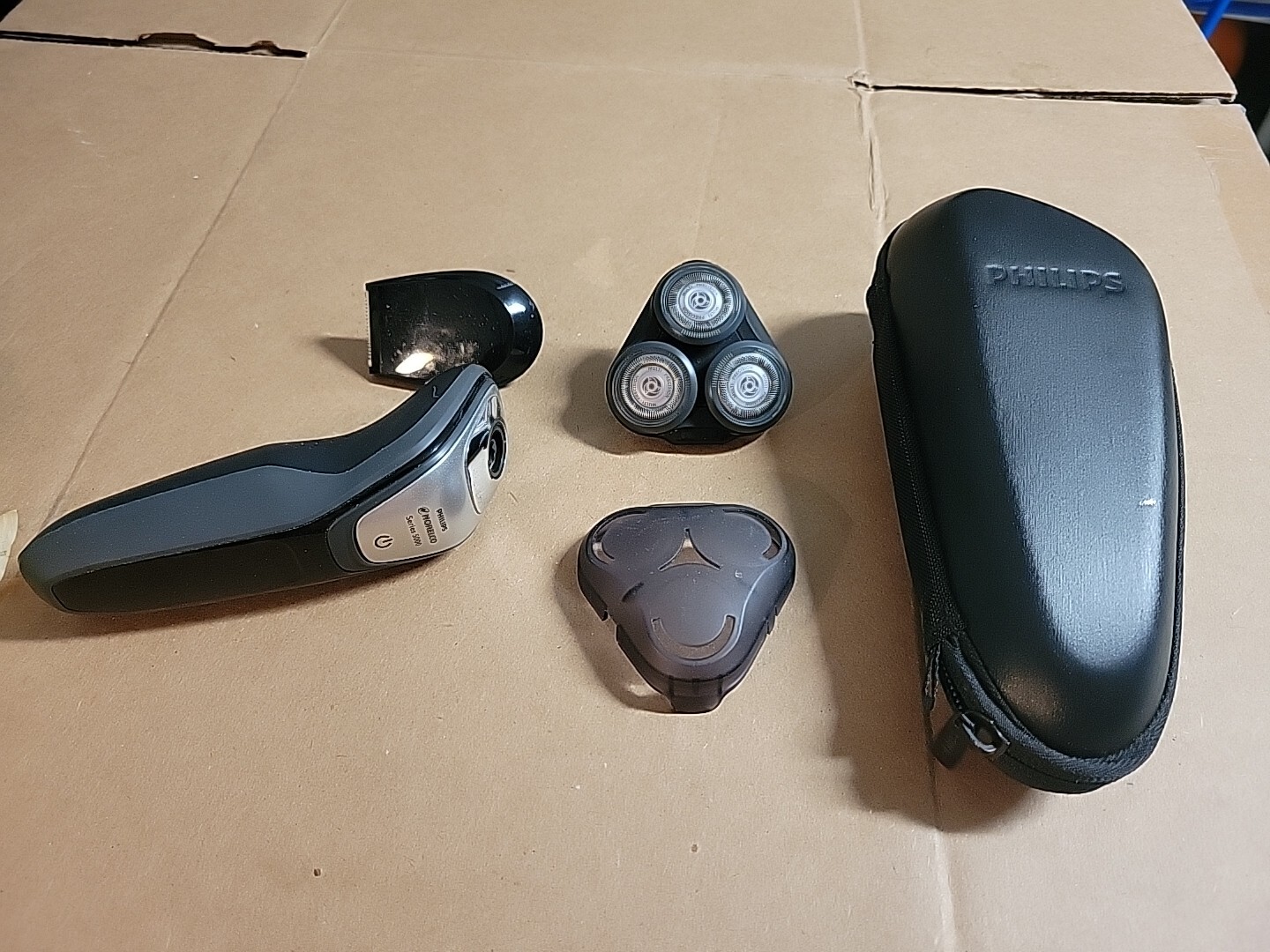 Philips Norelco Series 5000 S5290 Electric Shaver Missing CHARGER | eBay