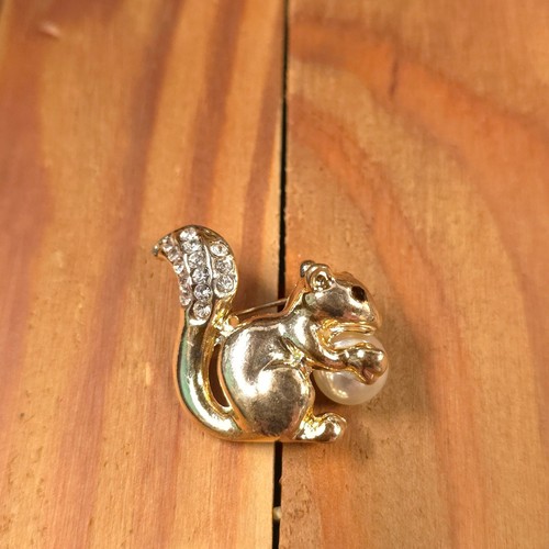 Unbranded Gold-Tone Faux Pearl Squirrel Brooch Pin Rhinestone | eBay