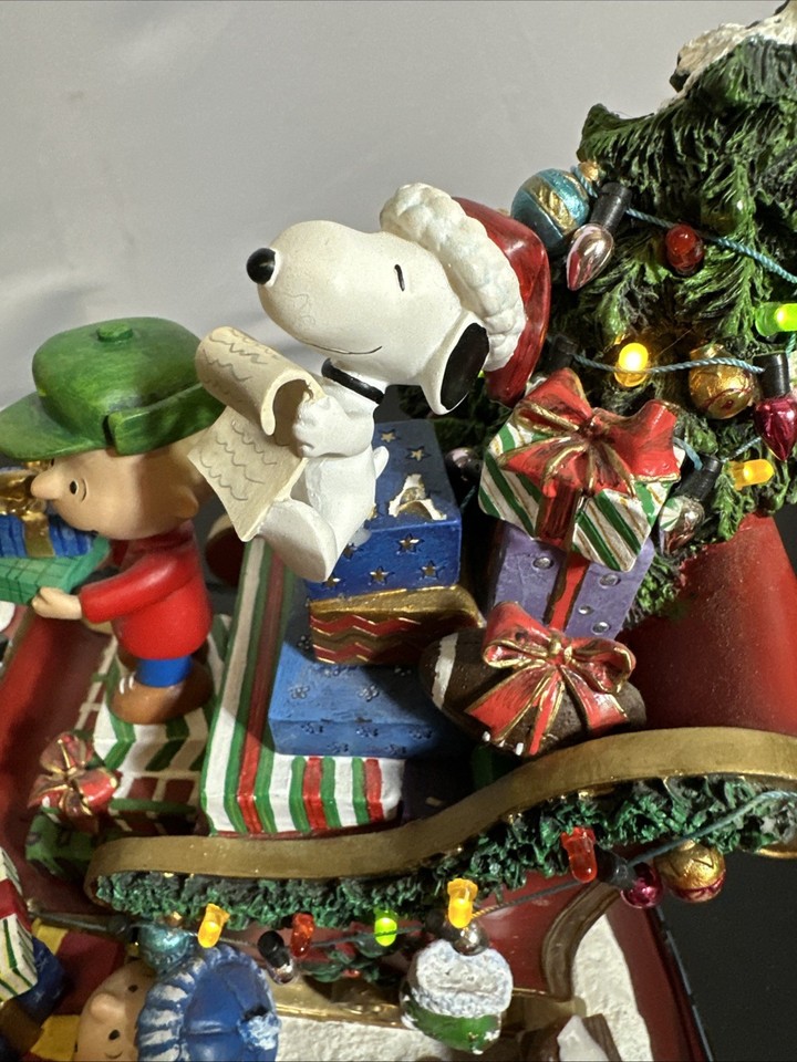 Danbury Mint Peanuts Lighted Christmas Sleigh With The ...