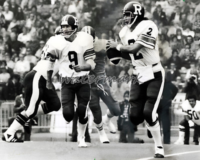 CFL 1976 Ottawa Rough Riders QB Tom Clements Looking Downfield 8 X 10 ...
