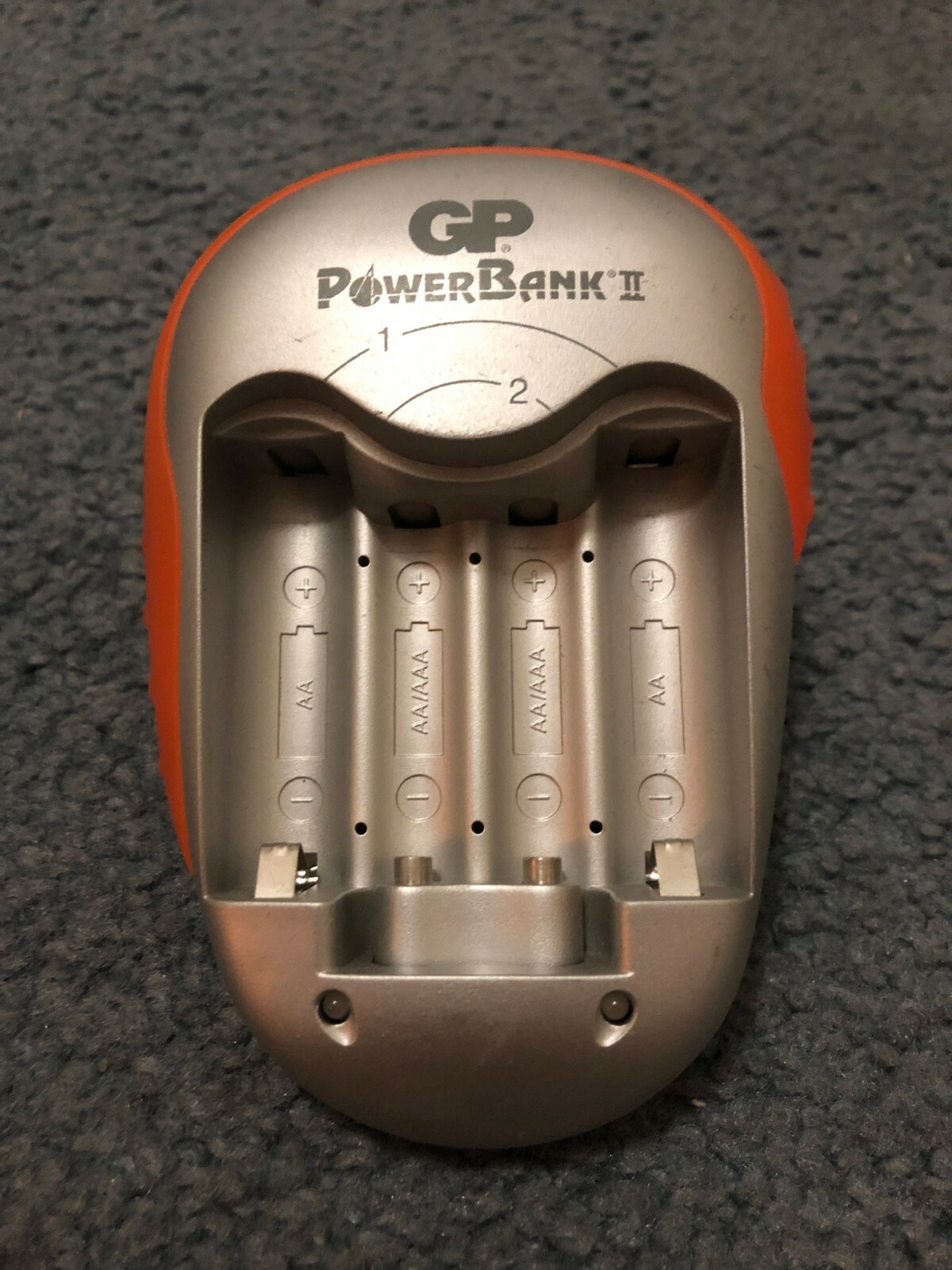 GP Power Bank II (2) AA & AAA Extendable Battery Charger European Plug ...