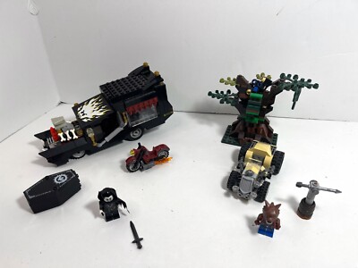 LEGO Monster Fighter: The Vampyre Hearse 9464 + The Werewolf 9463 Rare ...