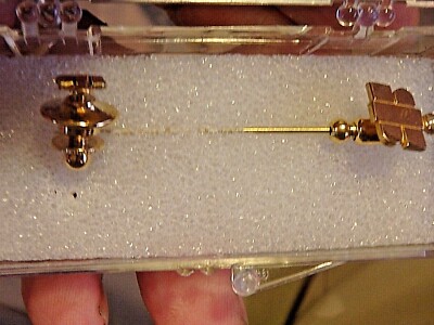 7C- TERRYBERRY gold stick pin & pinback- 1/10 10k | eBay