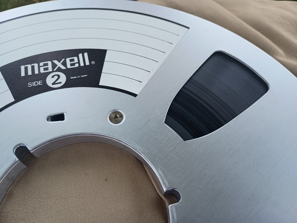 Vintage Maxell Metal Reel To Reel Tape Player Tape Reel 10 1/2" Inches ...