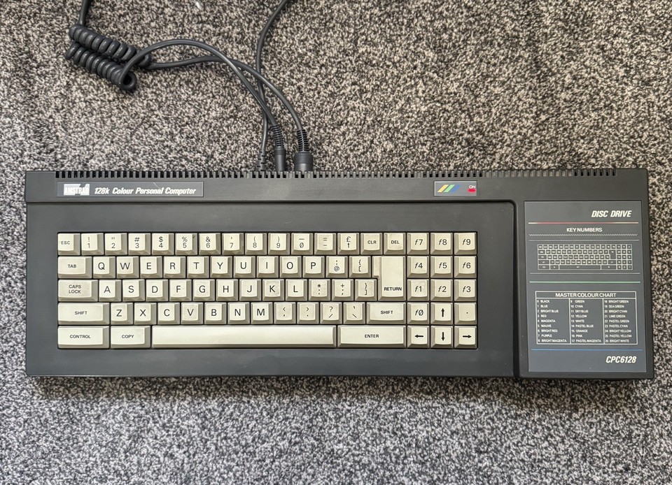 Amstrad CPC 6128 Colour Personal Computer With Amstrad CTM 644 Monitor ...
