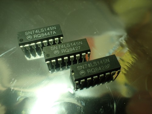 MOTOROLA SN74LS145N ORIGINAL Decoder Driver Open Collector IC UK STOCK ...