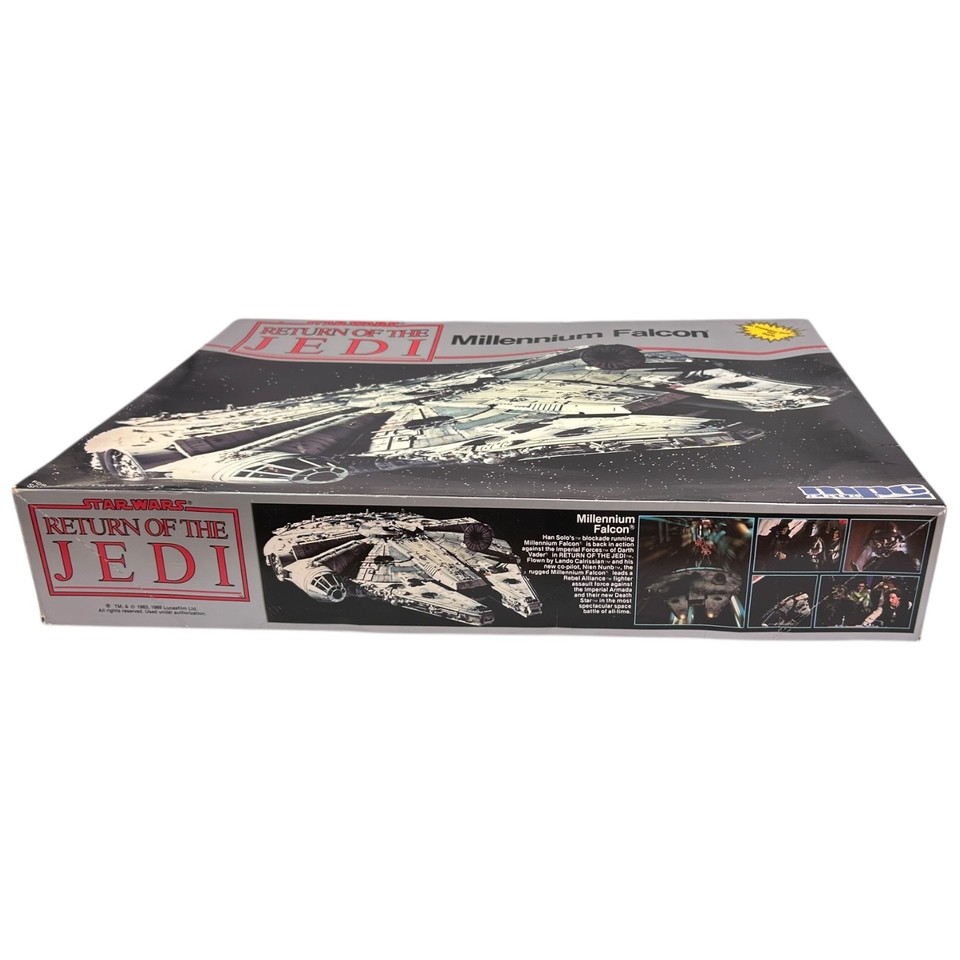 Star Wars Millennium Falcon Model Kit 8917 Return of the Jedi AMT MPC ...