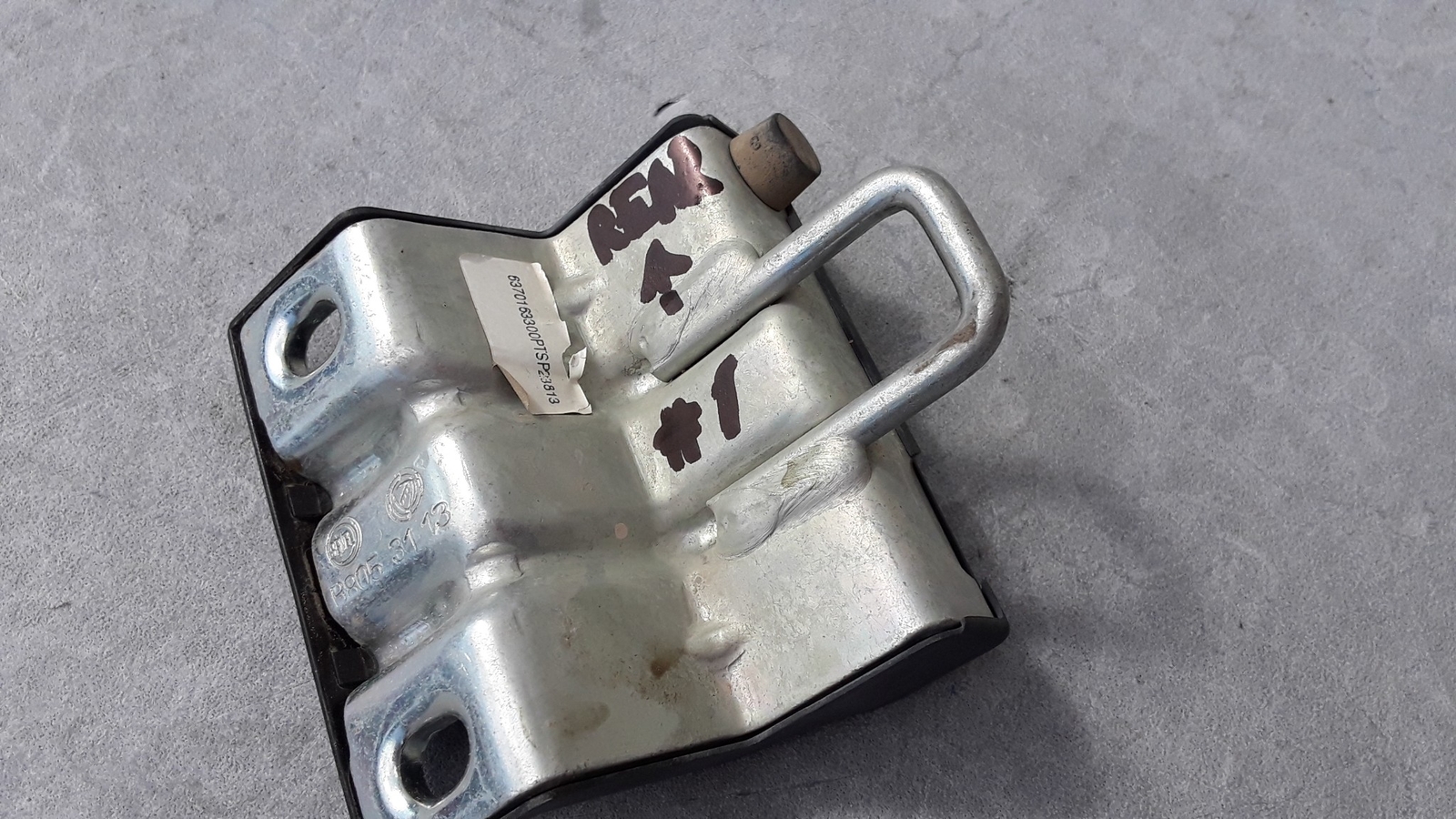 2017-2021 Dodge Ram ProMaster 3500 Rear Door Latch Lock Striker Plate ...