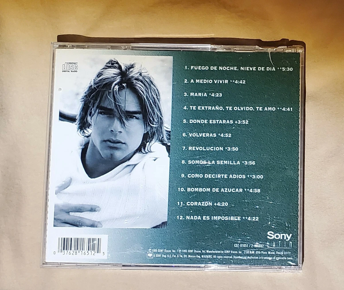 Ricky Martin A Medio Vivir