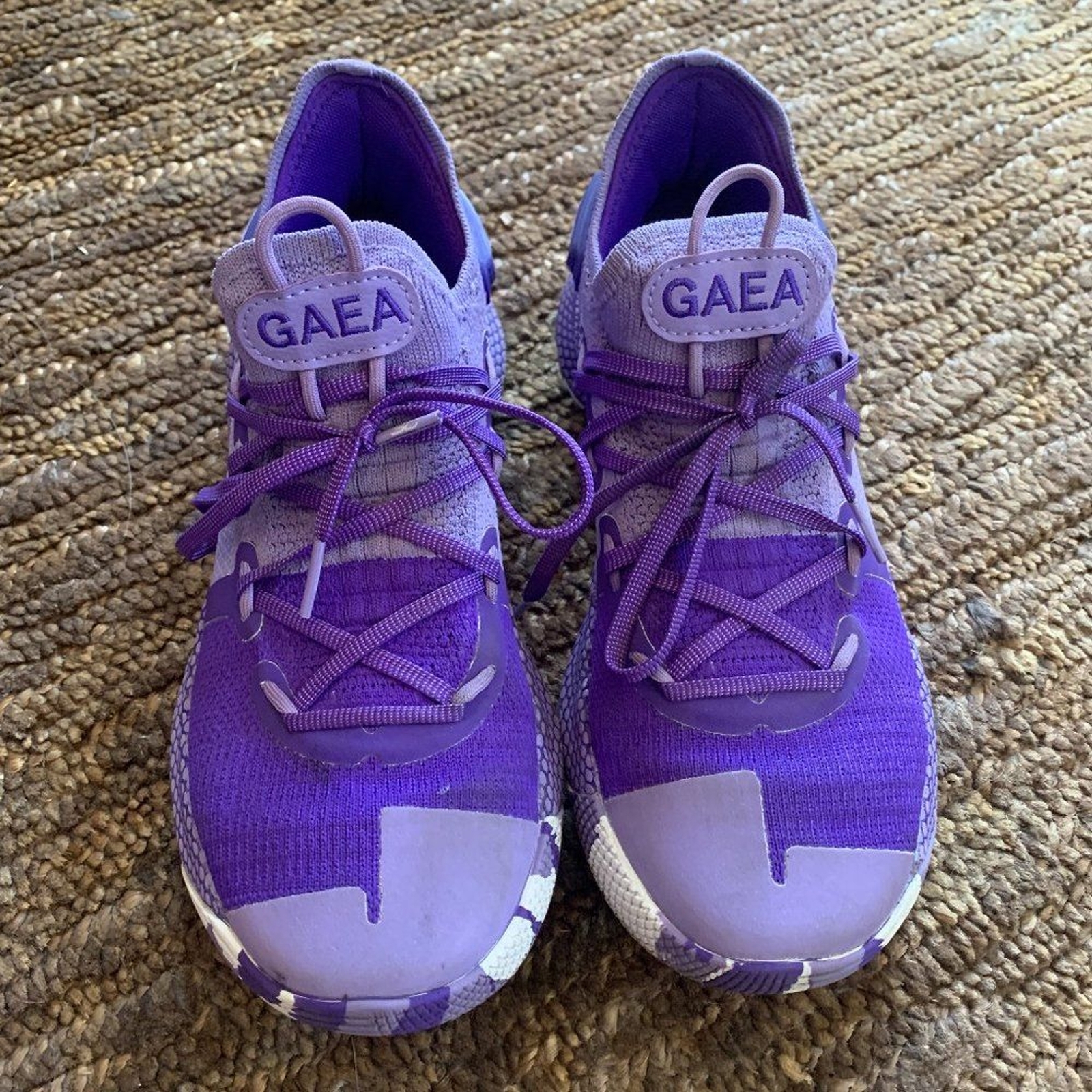 Purple GAEA Steph Curry Under Armor sneakers SIZE 6.5 - Gem