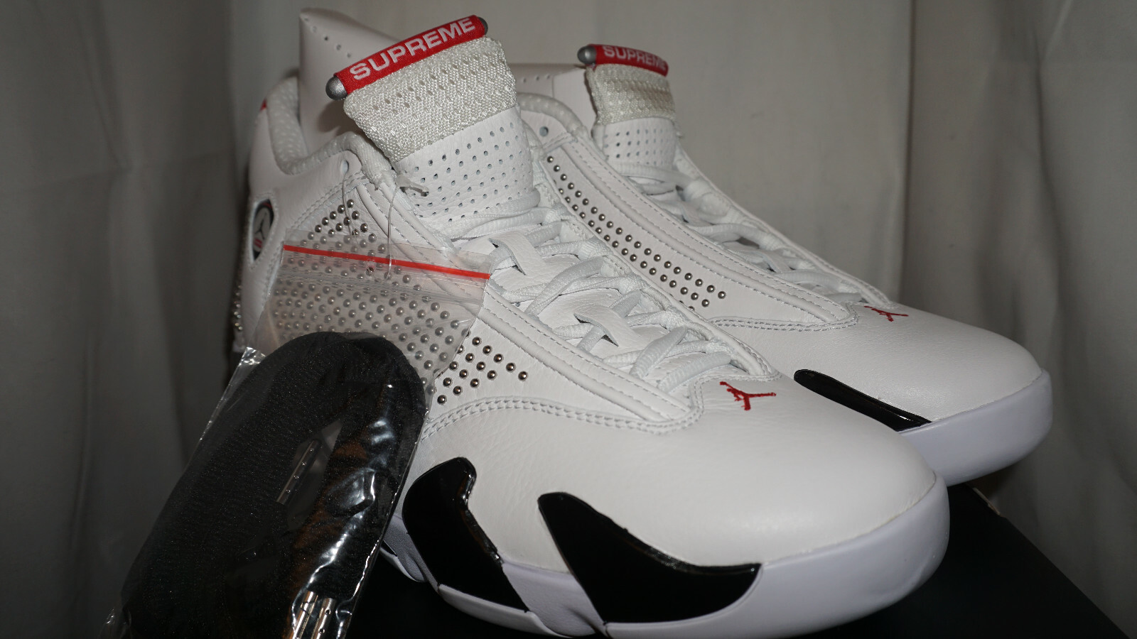 Supreme Nike New Air Jordan Retro XIV 14 White Red New Size 10.5 | eBay