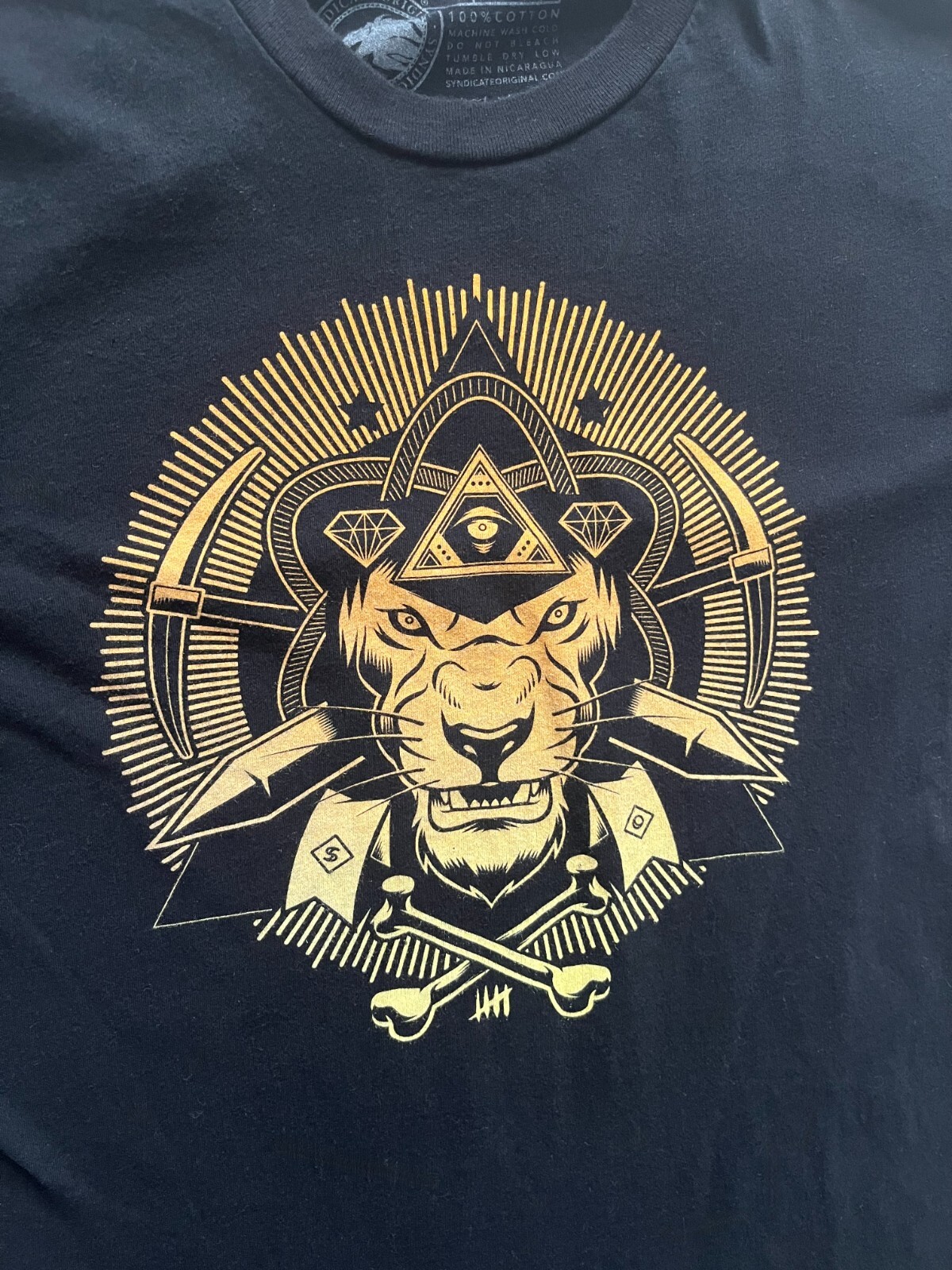 Syndicate Original LION Illuminati T Shirt (Small) - Gem