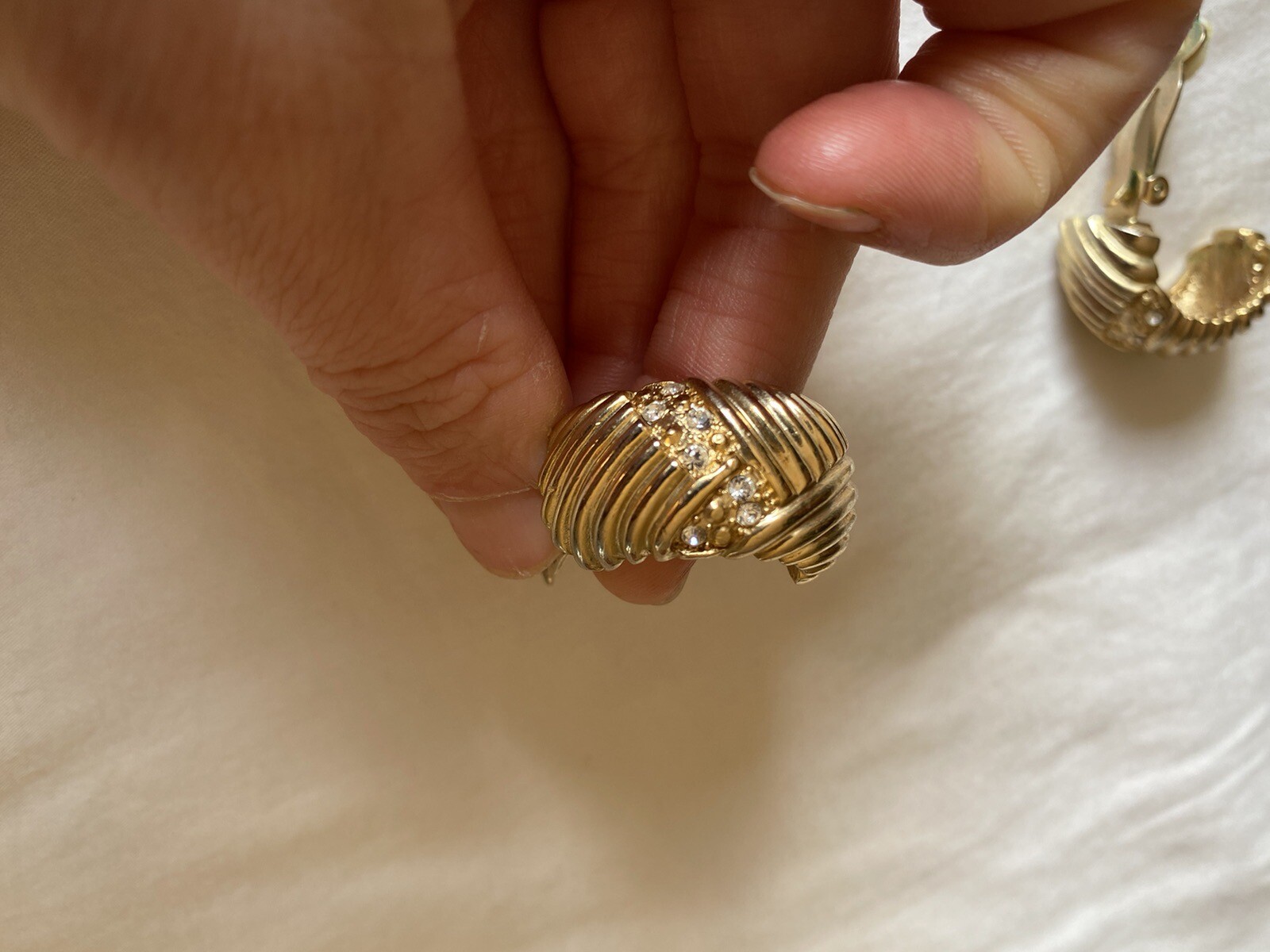 Vintage Gold Tone Clip On Costume Jewelry Earrings Signed JC Joseph ...