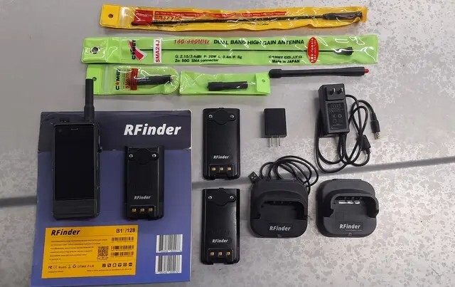 Rfinder B1+ 128gb bundle! 8/10. Screen protector. Cellular/vhf/uhf/dmr ...